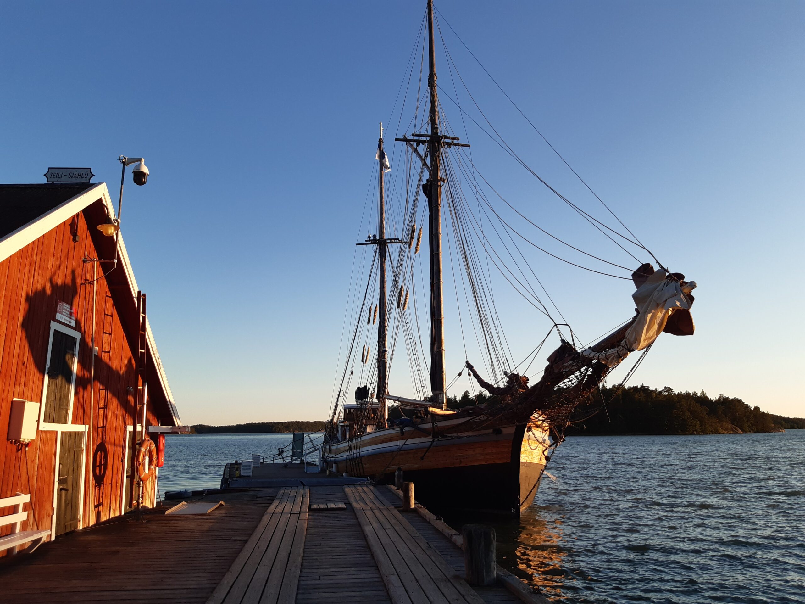 Valborg: Cuxhaven (DE) - Le Havre (FR) | AS10547 - Windseeker